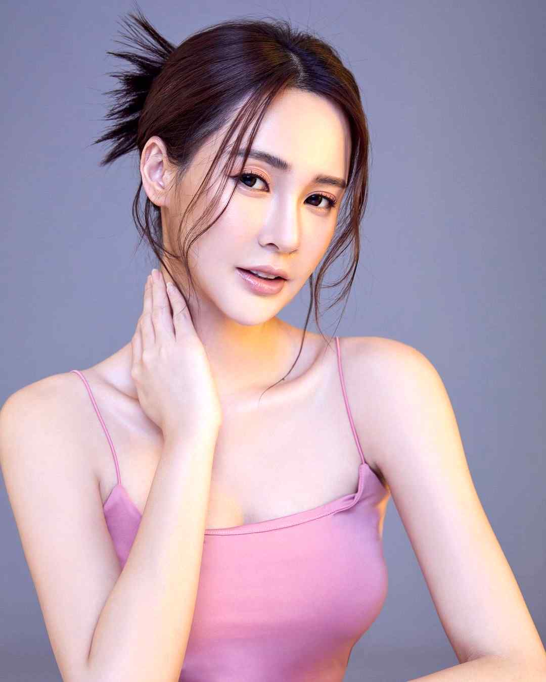 Hot Asian Women Top 30 Sexiest Asian Girls In 2023 hot-asian-women-top-30-sexiest-asian-girls-in-2023